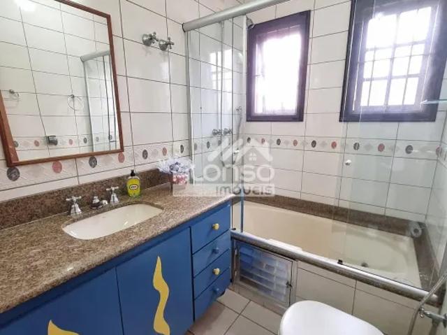 Sobrado a venda com 3 quartos e 2 vagas, 135 m² butantã