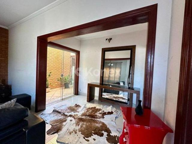 Sobrado à venda com 3 quartos em Jardim Nossa Senhora de Fátima, Nova Odessa