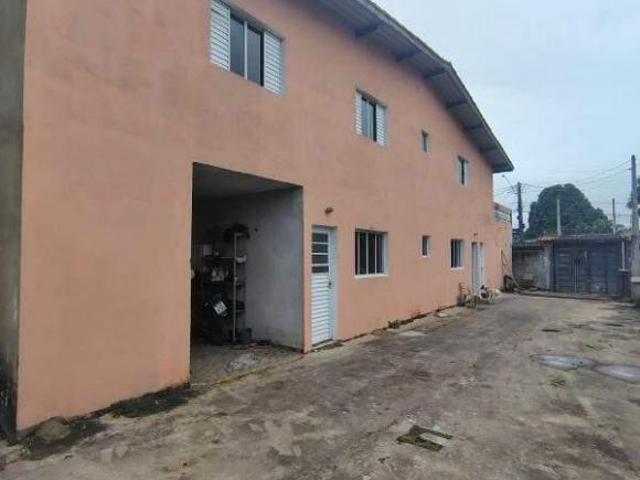 Sobrado à venda com 3 quartos no bairro Gaivota Praia