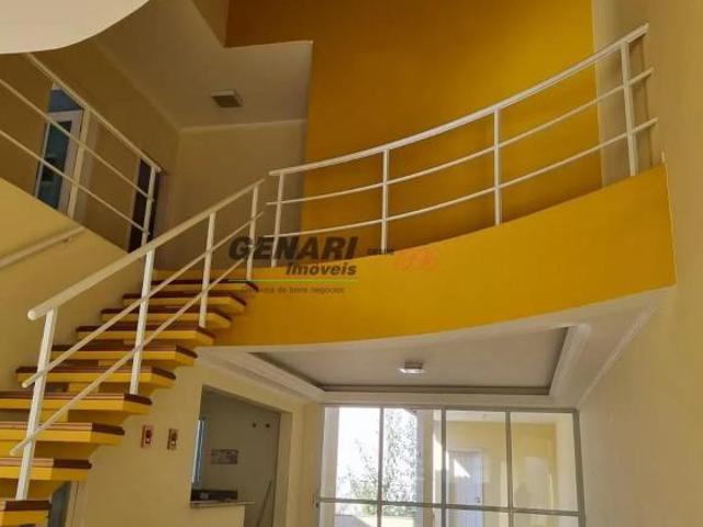 Sobrado à venda com 3 Quartos no Jardim Regina, Indaiatuba SP