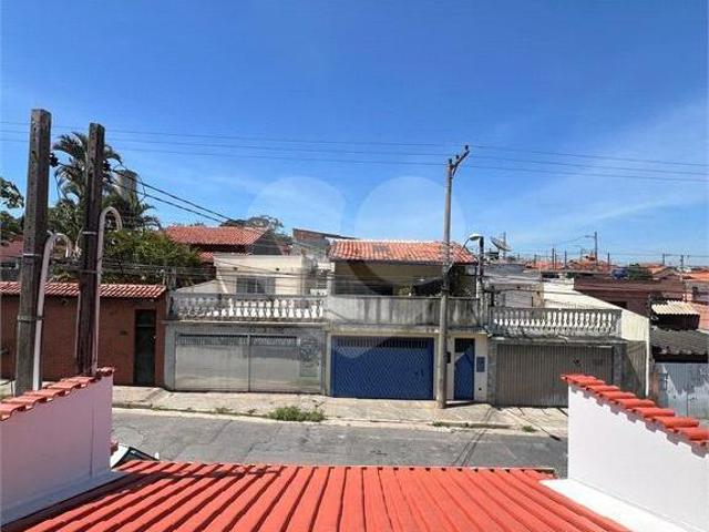 Sobrado à venda com 3 quartos, sendo 1 suíte, no Centro, Mogi das Cruzes