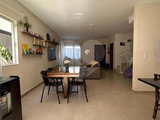 Sobrado à venda com 3 quartos, sendo 1 suíte, em Villa di Cesar, Mogi das Cruzes