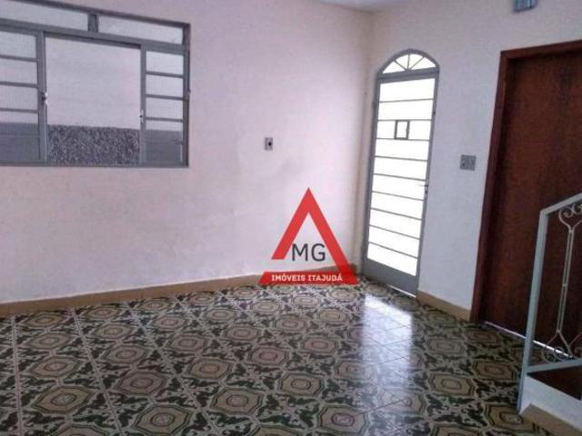 SOBRADO A VENDA COM 3 QUARTOS SENDO UMA SUÍTE COM EXCELENTE LOCALIZAÇÃO NO BAIRRO DA VARGINHA EM I