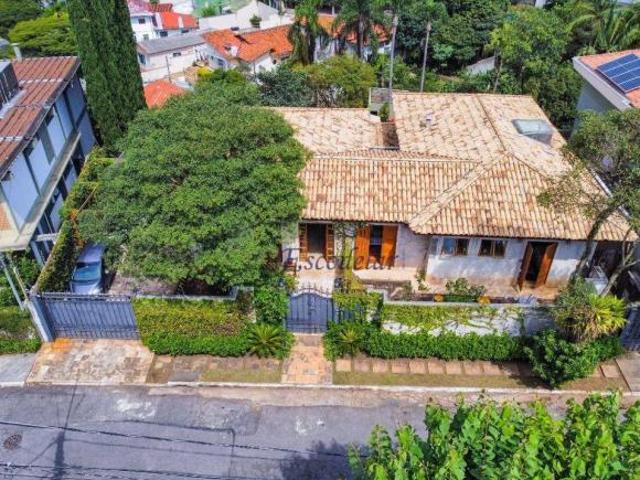 Sobrado a venda com 3 quartos, sendo os 3 suítes, 4 Vagas, Bairro Sumaré São Paulo/SP
