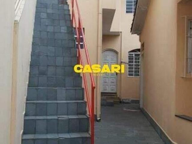 Sobrado à venda com 3 unidades independentes – 165 m² em Rudge Ramos