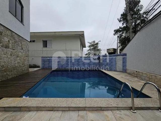Sobrado a venda com 453m², localizado na Vila Irmãos Arnoni