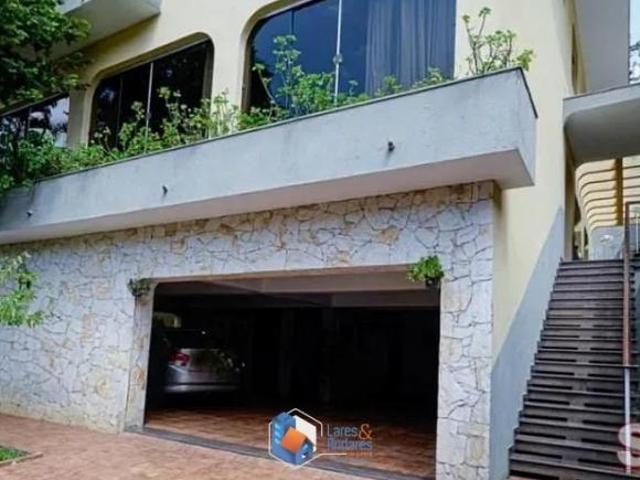 SOBRADO À VENDA COM 488 M², 4 SUÍTES, MÓVEIS PLANEJADOS, ESCRITÓRIO, 8 VAGAS E TERRAÇO GOURMET JA