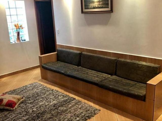Sobrado à venda com 496m², 2 quartos e 2 vagas Taboão da Serra