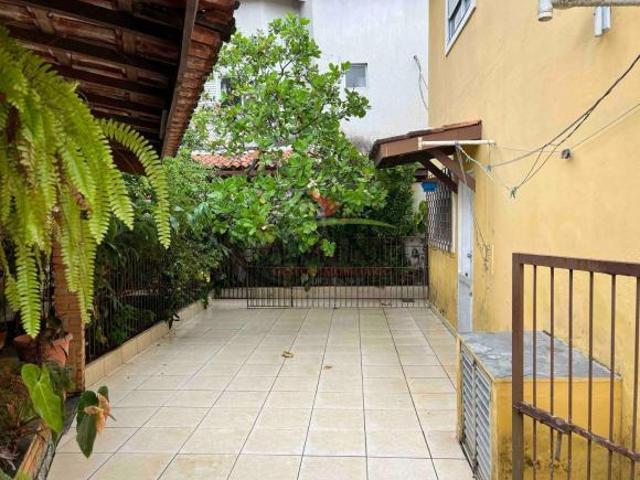 Sobrado a venda com 4 dormitórios 3 Suítes, 3 salas e espaço gourmet, próximo a praia da enseada