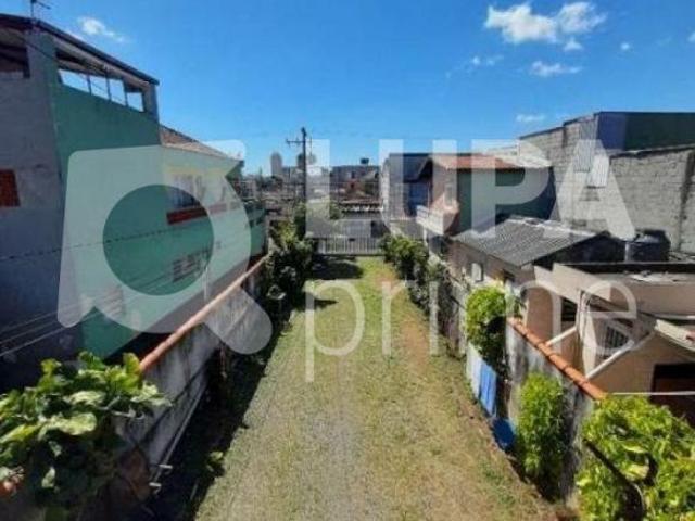 Sobrado à venda com 4 dormitórios e 10 vagas!