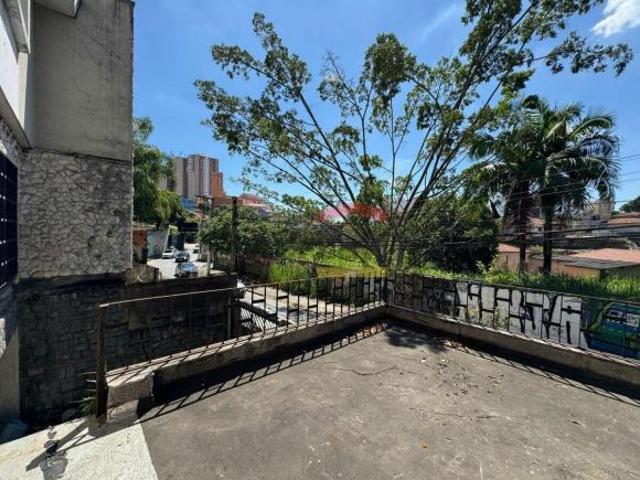 Sobrado à venda com 4 dormitórios, edícula e 6 vagas em Santana