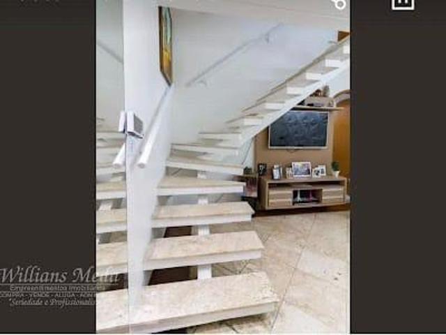 Sobrado à venda com 4 dormitórios, sendo 3 suítes, 2 vagas cobertas de garagem, 125m² em Jardim Tosc