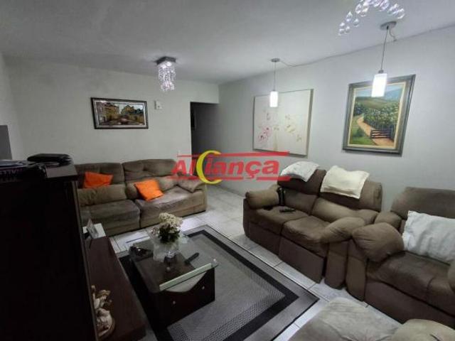 Sobrado à venda com 4 Dormitórios sendo 1 Suíte 2 Vagas 180m² m² no Macedo Guarulhos SP