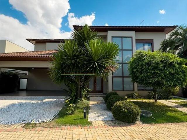 Sobrado à venda com 4 Suítes com closet e piscina Porteira Fechada no Jardim Maison Du Parc, Inda