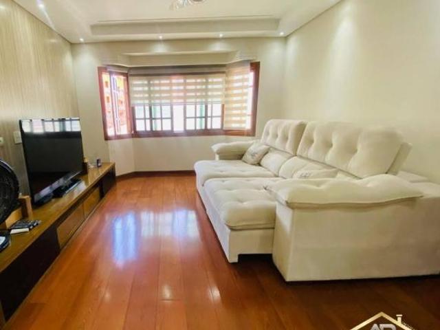Sobrado à venda com 4 suítes e 2 vagas – Vila Yara, Osasco/SP