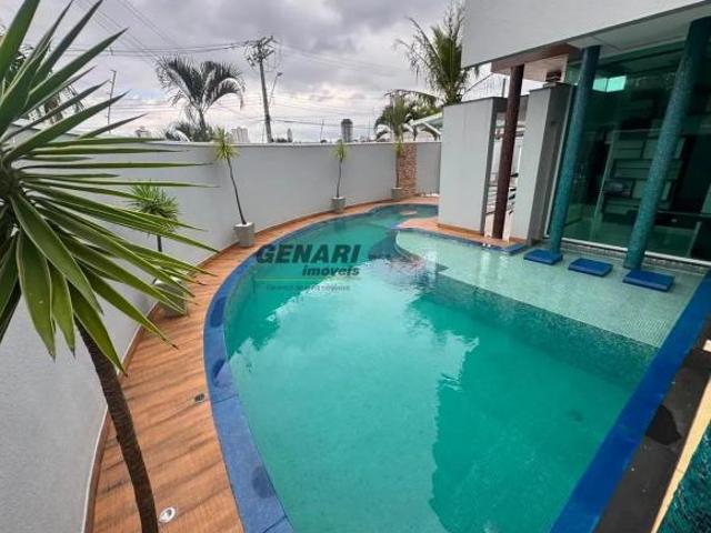 Sobrado à venda com 4 Suítes, Escritório e Piscina no Jardim Esplanada, Indaiatuba, SP