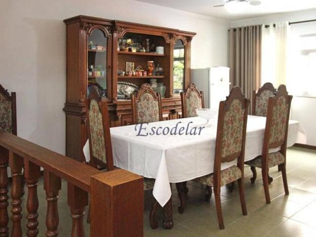 Sobrado à venda com 4 quartos, 02 suítes, 05 vagas, piscina, 367 m² por R$ 3.300.000 Vila Mariana