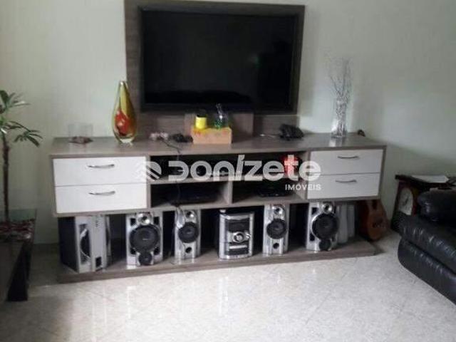 Sobrado à venda com 4 quartos em Vila Camilópolis, Santo André – 346 m² de área interna