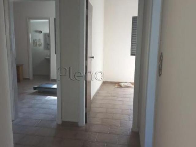 Sobrado à venda com 4 quartos no Taquaral em Campinas