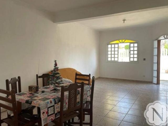 Sobrado à venda com 4 quartos no bairro Cibratel II