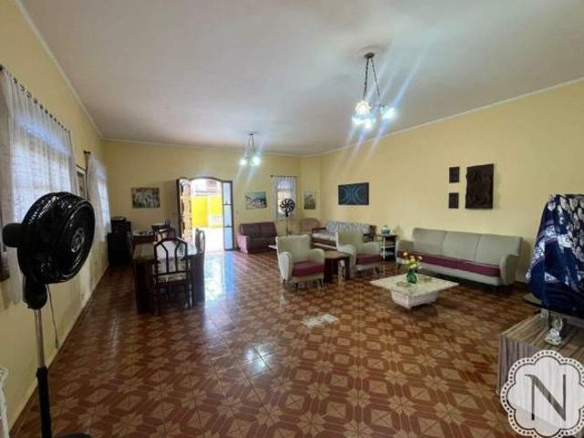 Sobrado à venda com 4 quartos no bairro Marrocos