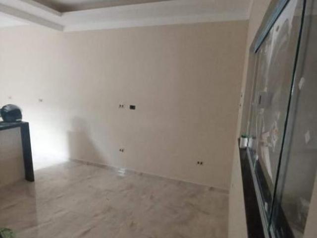 Sobrado à venda com 4 quartos no bairro Savoy