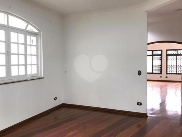 Sobrado com 4 quartos á venda no Alto da Boa Vista, São Paulo