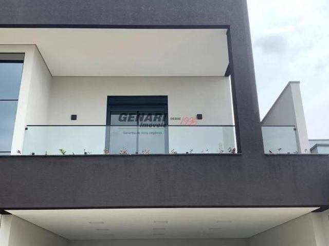 Sobrado à venda com 4 Quartos sendo 3 Suítes no condomínio Jardim Residencial Alto de Itaici, Indaia