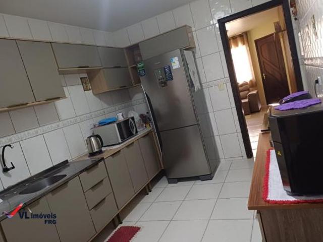Sobrado á venda com 5 quartos no bairro Iguaçu em Araucária PR