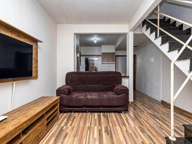 Sobrado à venda com 88m², 2 quartos, 3 banheiros e 2 vagas Umbará Curitiba