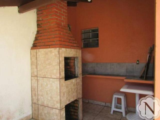 Sobrado à venda com 9 quartos no bairro Cibratel II