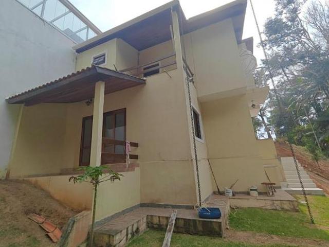Sobrado á venda Condominio Aruã