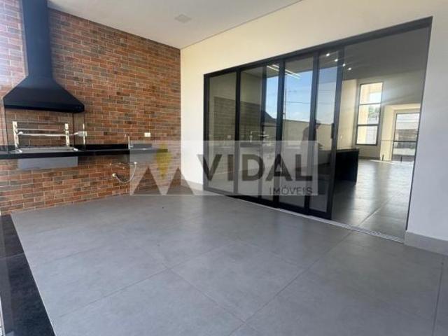 Sobrado á venda condomínio bouganville, 3 suites, piscina c/ cascata, R$ 1.650.000,00