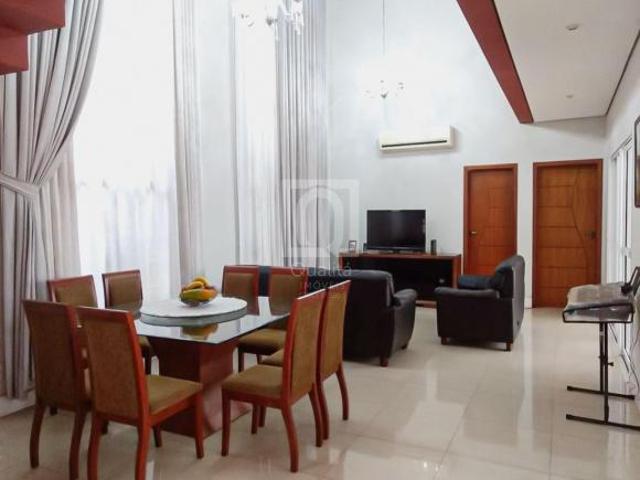 SOBRADO Á VENDA CONDOMÍNIO GOLDEN PARK RESIDENCE 1