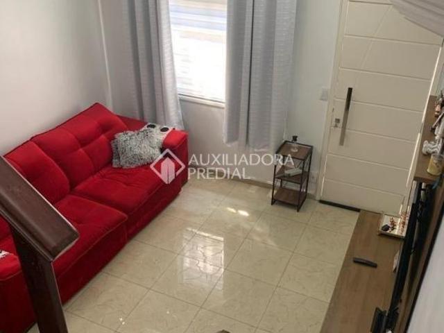 Sobrado à venda Condomínio Petit Village II, 95m², 2 dormts, 2 vagas Nova Petrópolis São Bernardo