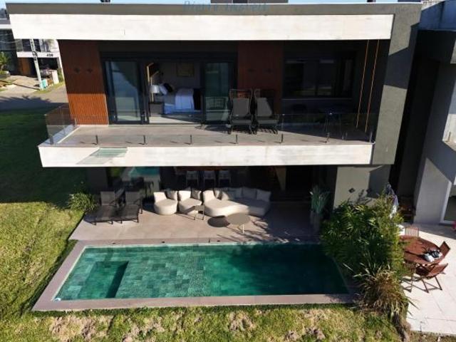 SOBRADO À VENDA CAPÃO ILHAS RESORT BEIRA LAGO, 428m²
