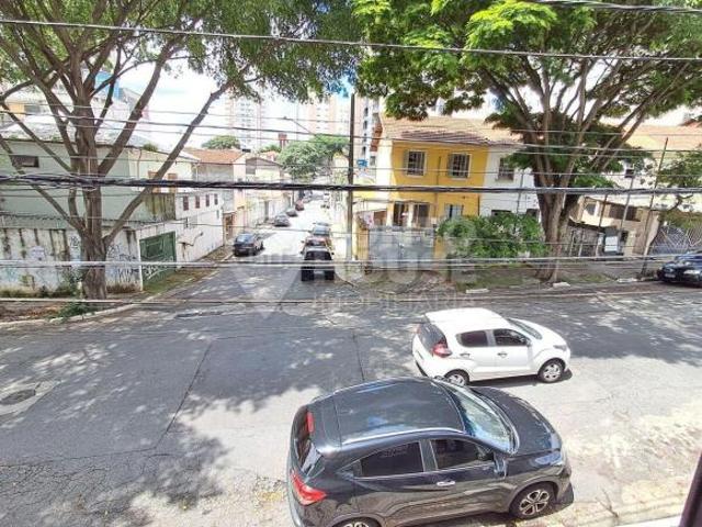 Sobrado à venda perto do Metro com renda! comercial ou residencial 5 dormitórios