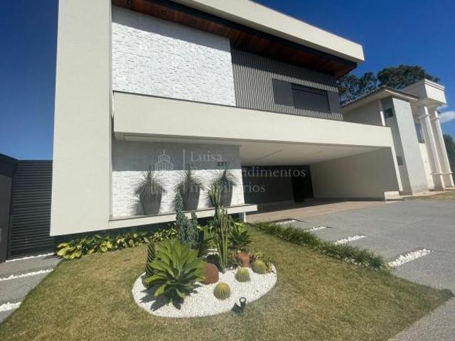 SOBRADO Á VENDA, ALTO PADRÃO, FINISSIMO ACABAMENTO DAMHA II, CAMPO GRANDE MS