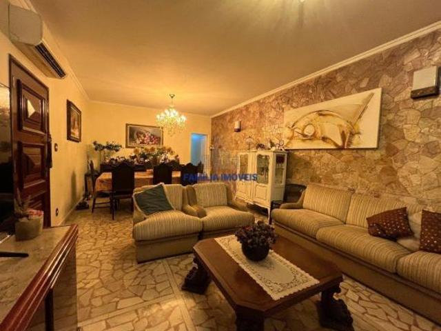 Sobrado a venda aluguel 3 quartos suite 5 vagas Gonzaga Santos