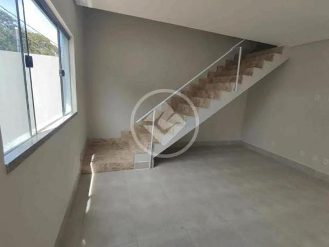 SOBRADO A VENDA BAIRRO JARDIM UNIVERSITARIO R$550.000,00