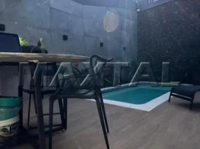 Sobrado à venda de 3 dormitórios, 1 suíte e 2 vagas, no Jardim Leonor Mendes de Barros