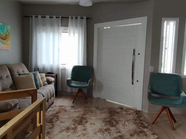 Sobrado a venda de 03 dormitóorios, Bairro Mato grande canoas