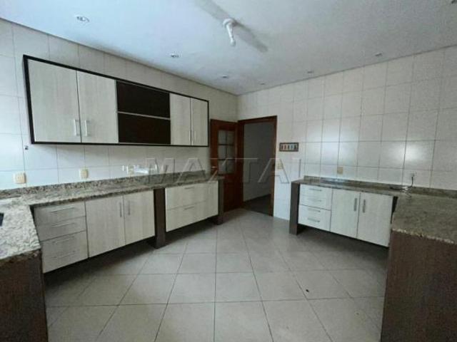 Sobrado à venda, de 105 m², com 03 dormitórios e 01 vaga de garagem, em Santana
