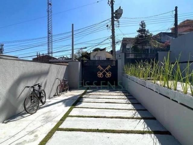 Sobrado à Venda de 100m² na Vila Lavínia em Mogi das Cruzes/SP: 03 dormitórios