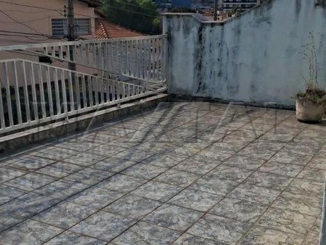 Sobrado à venda de 110 m², 4 dormitórios, 3 suítes, 4 banheiros, 2 vagas em Santana