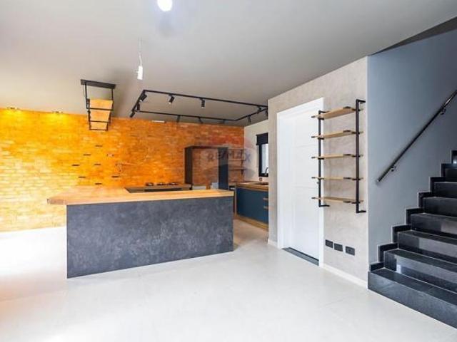 Sobrado à venda de 120,72m² no Bairro Cachoeira Condomínio Residencial Reserva Portinare IV