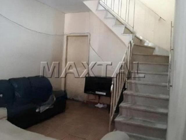 Sobrado à venda, de 120m². Com 2 quartos, 2 banheiros e 2 vagas cobertas em Santana