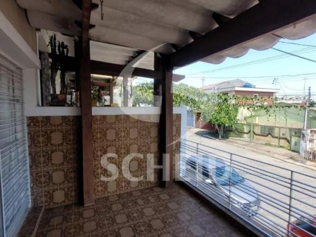 Sobrado à venda de 138m² com 3 dorms e 2 vagas, no Jd Aeroporto Fora da Rota e Próximo a Congonhas