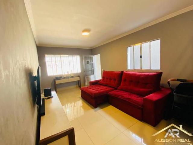 Sobrado à venda de 149m² com 3 dormitórios 1 suíte e 4 vagas