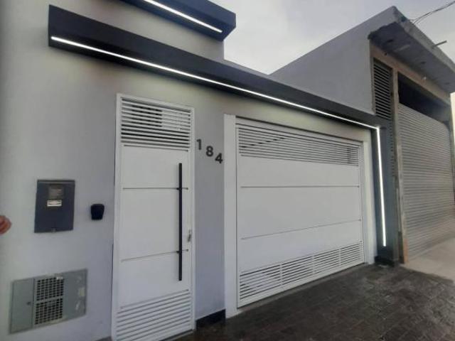 Sobrado á venda de 140m², 3 Quartos, 1 Suíte, 1 Vaga em Barueri SP